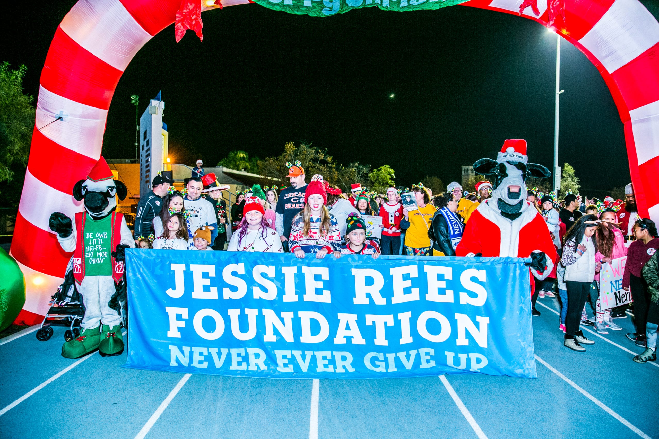 Santa Stroll 2018 a success! An annual community fun-raising event ...